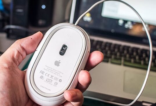 Cómo invertir el scroll del ratón en Windows paso a paso